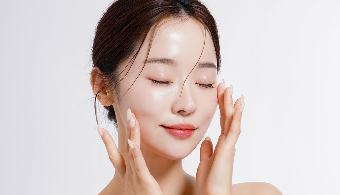 The Korean Glow Facial : Unlock The Secret To Glass Skin Radiance ...